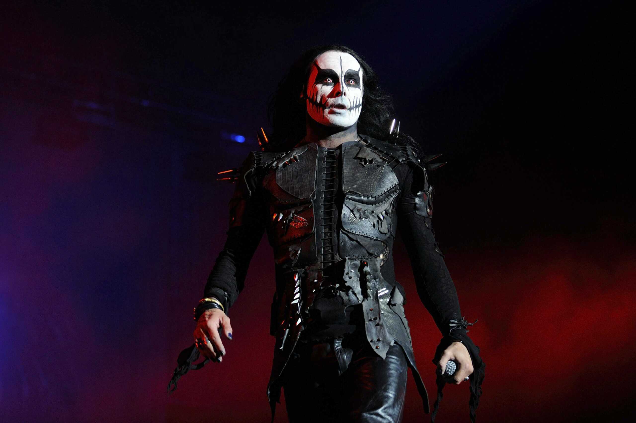 Ilouutisia Cradle of Filthin faneille! Uusi levy purkissa, ensimmäinen ...