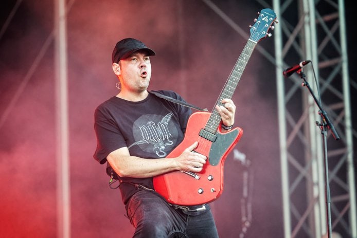 Kvelertakin perustajajäseniin kuuluva kitaristi Bjarte Lund Rolland jättää bändin - Inferno.fi