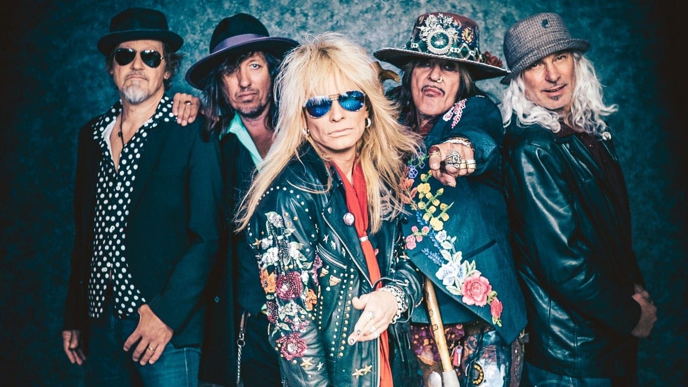 Hanoi Rocks nousee lavalle alkuperäiskokoonpanossaan Michael Monroen ...