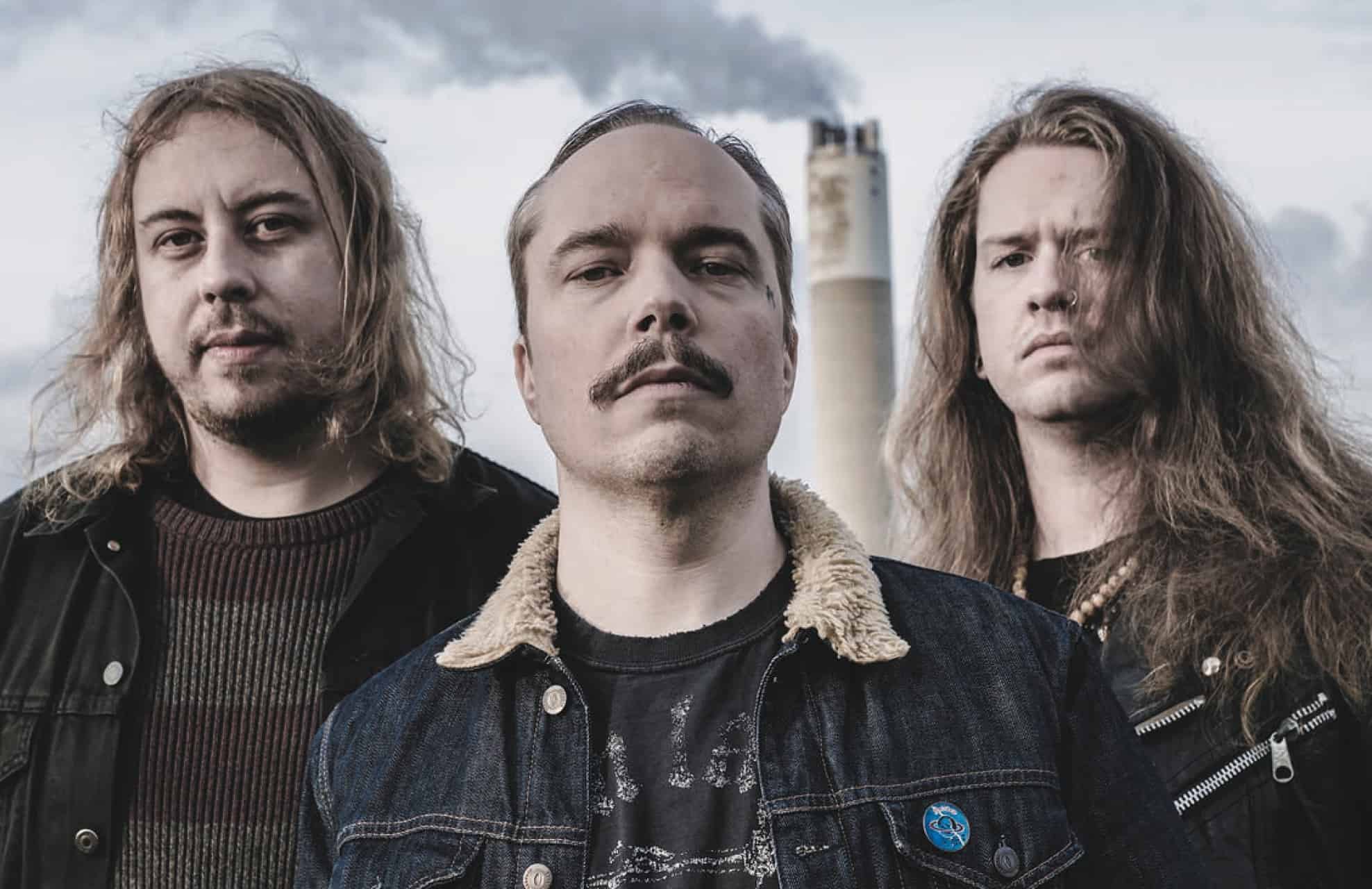 "Porukan tulisi hidastaa tahtia, juoda olutta ja kuunnella musiikkia ...