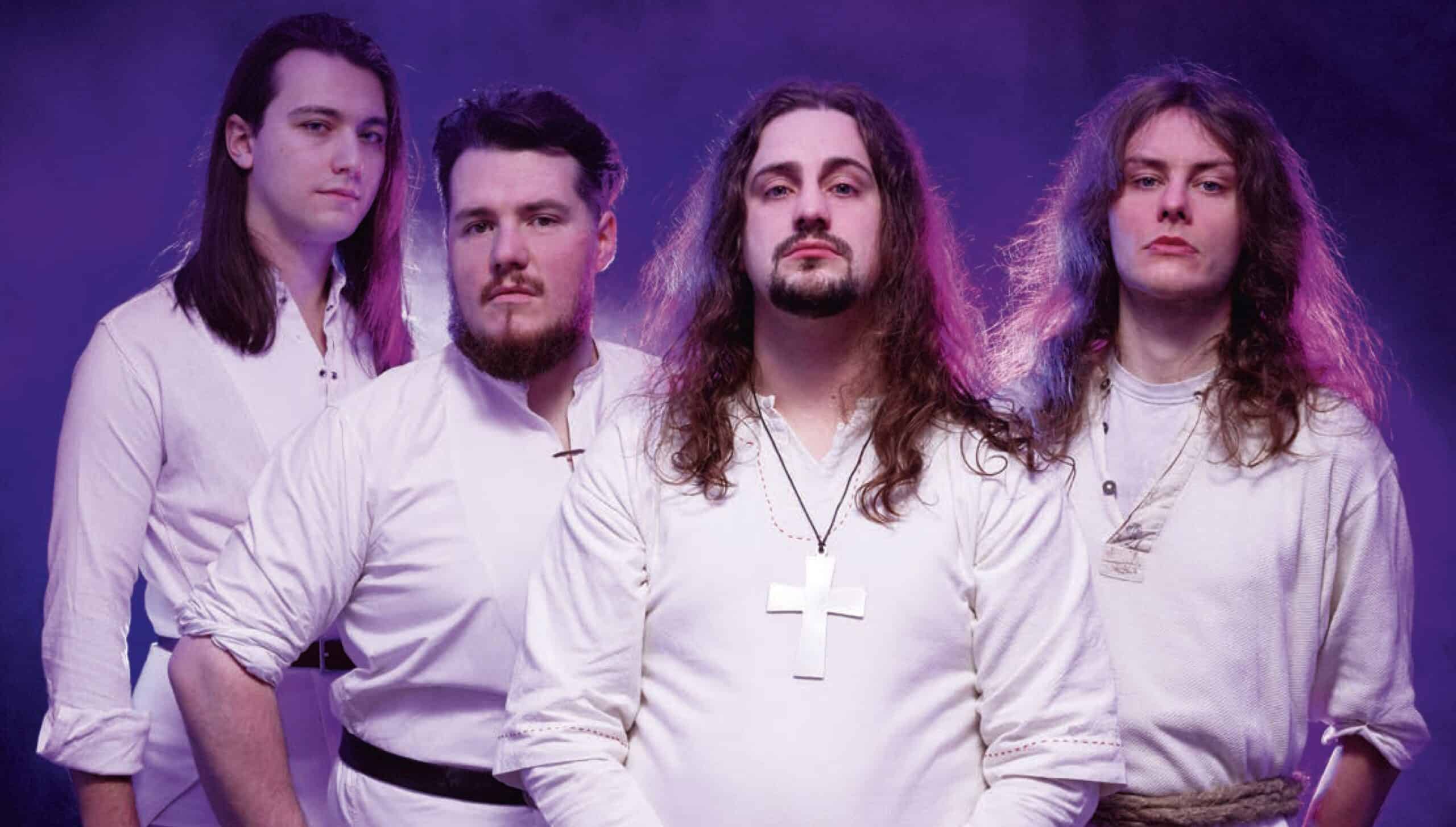 "On kiintoisaa, että meitä kutsutaan kristilliseksi bändiksi ...